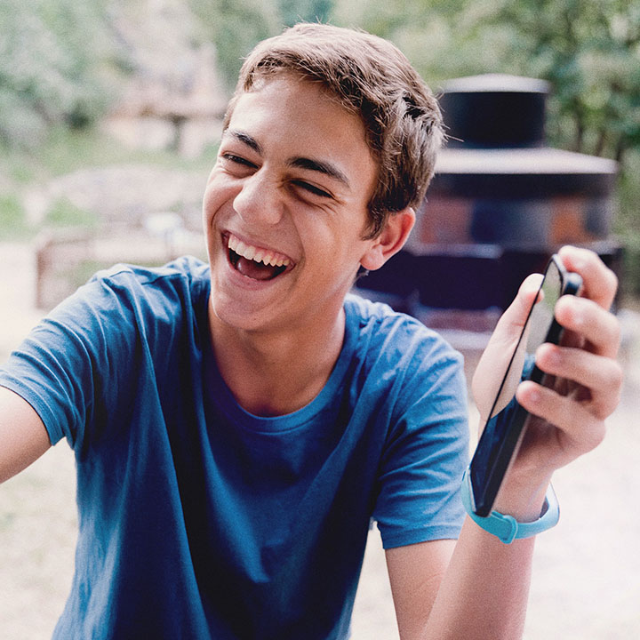 Create a one-of-a-kind custom song with Songfinch